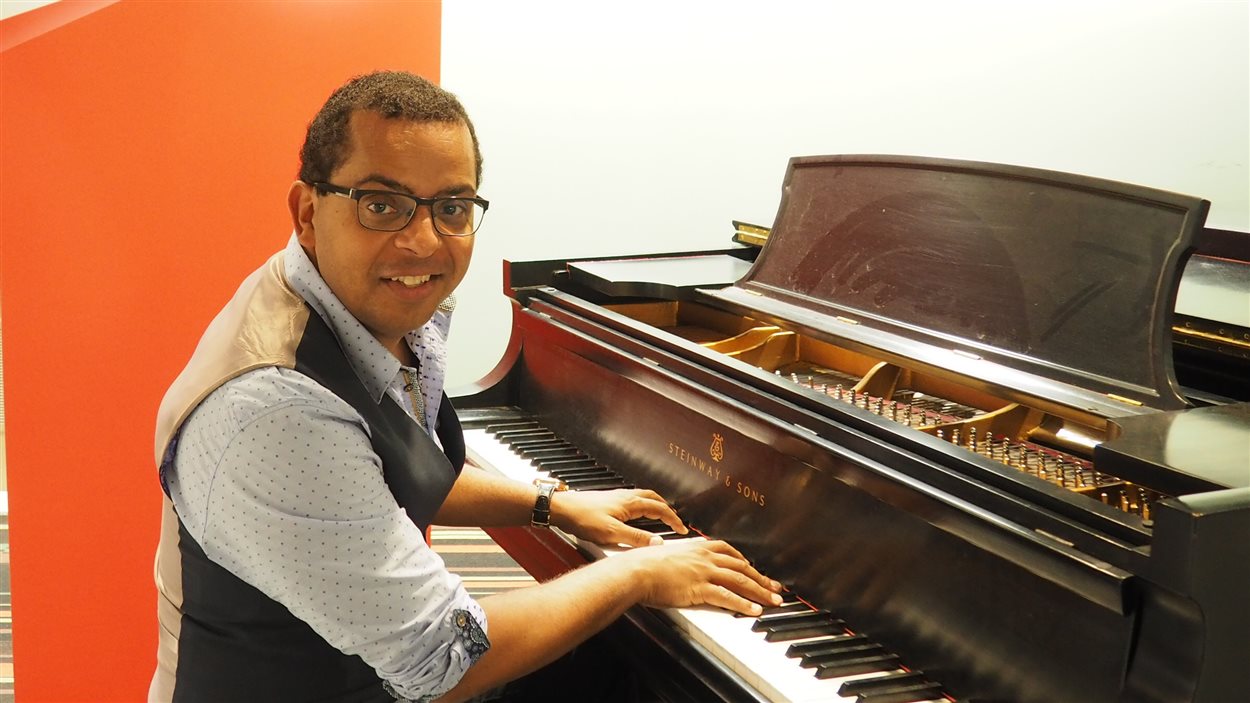 Gregory Charles en spectacle à l'église St-Sauveur de Val-d'Or ce soir ...