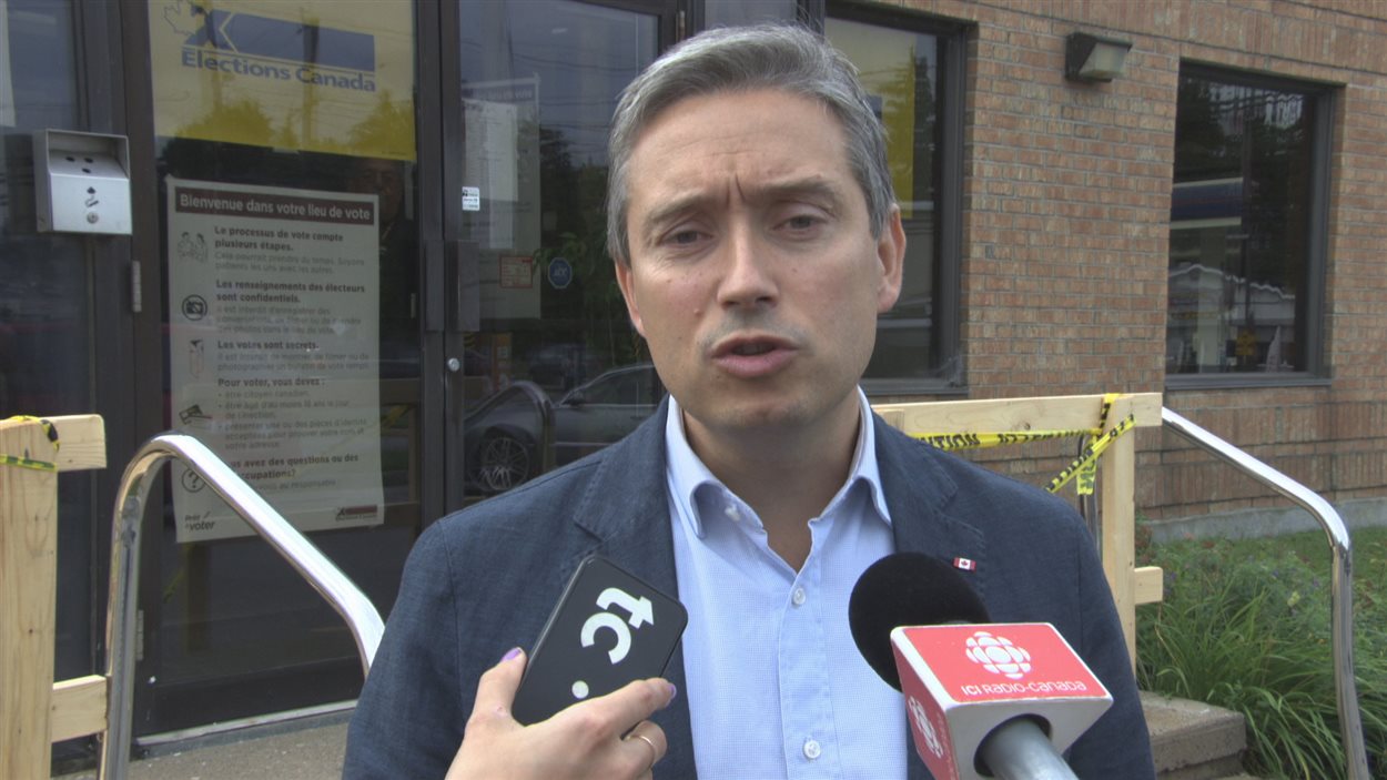 François-Philippe Champagne nommé secrétaire parlementaire du ministre ...