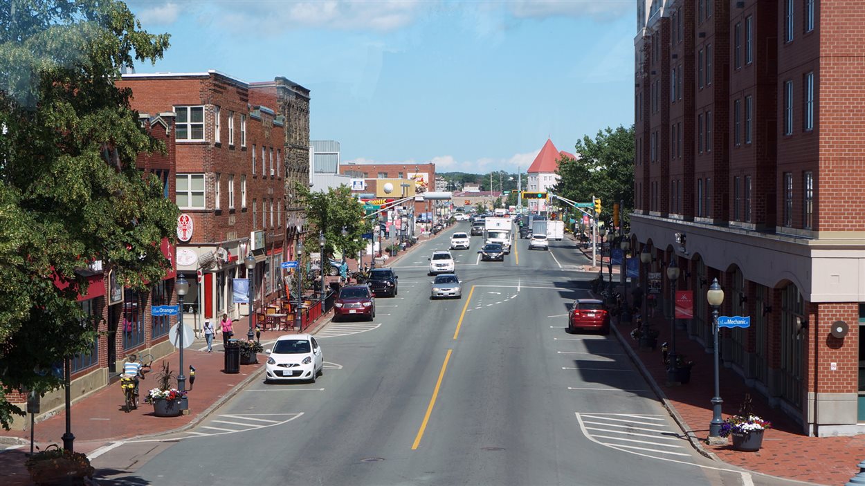 Moncton veut attirer un plus grand nombre d'immigrants | ICI.Radio ...