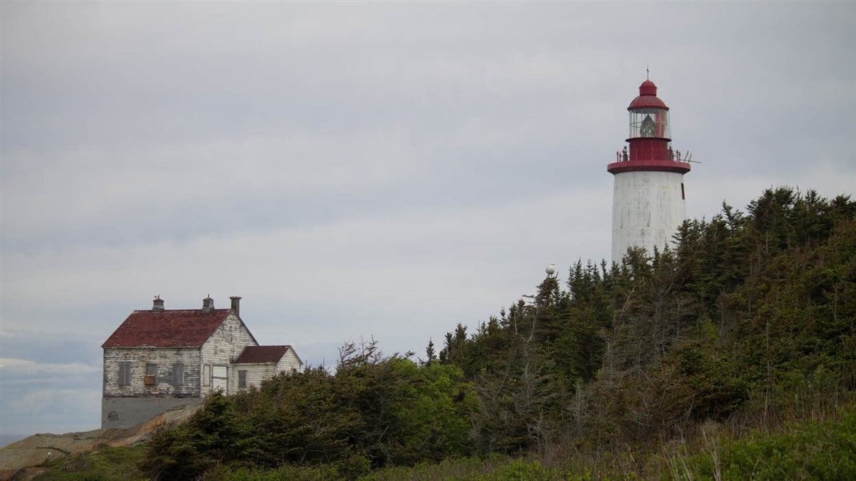 Le phare de l'île Bicquette en histoires | ICI.Radio-Canada.ca