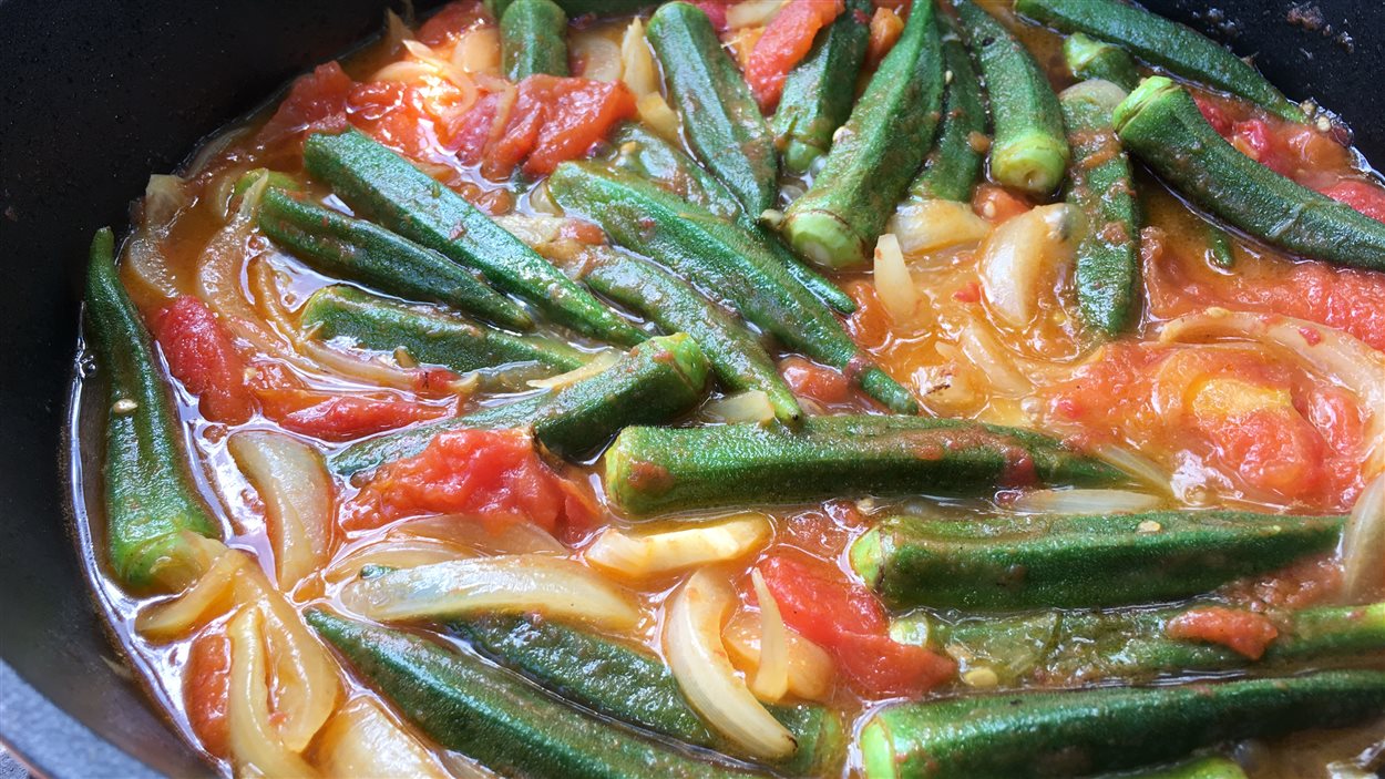 Ragoût d’okras | Par ici l'été | ICI Radio-Canada.ca