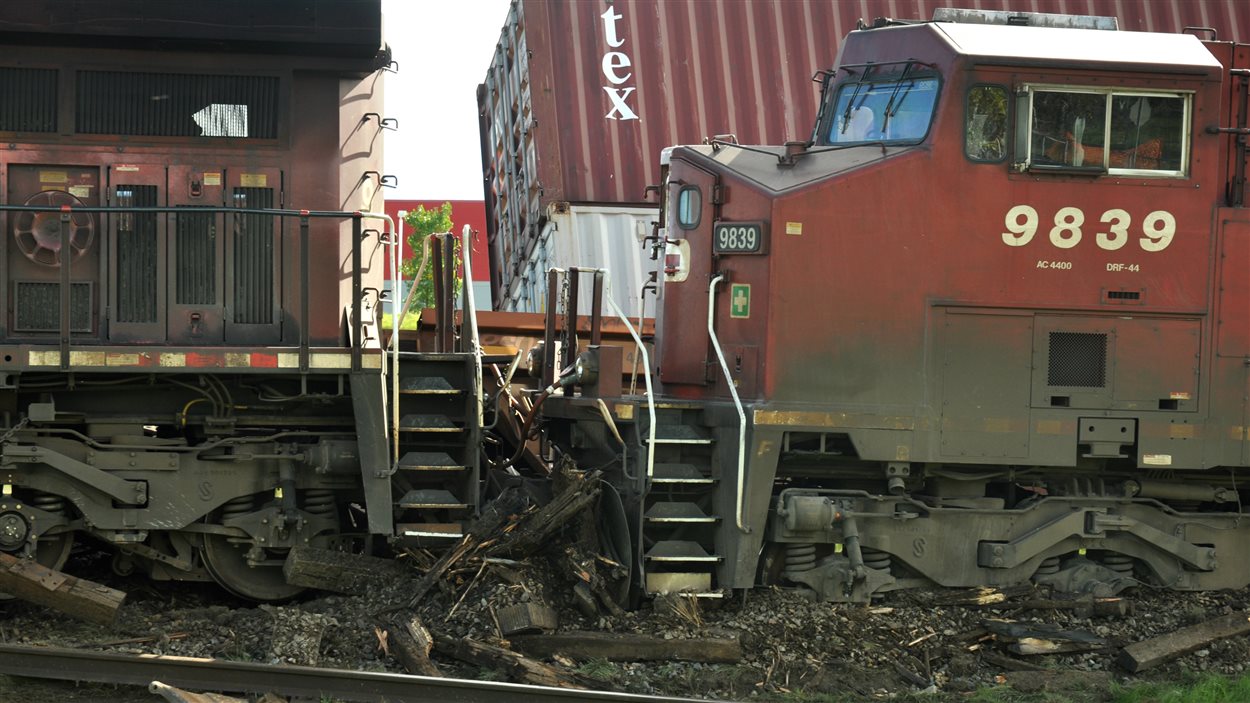 Déraillement d’un train de marchandises à Calgary | ICI.Radio-Canada.ca