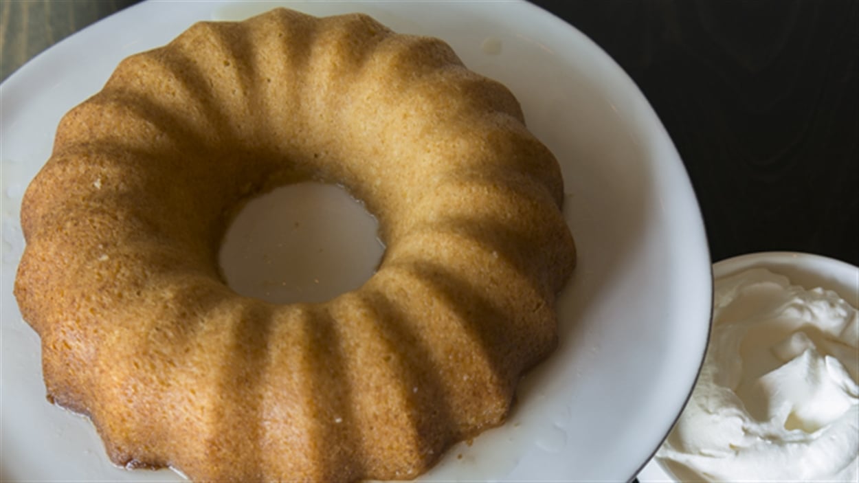 Baba au rhum à l’ancienne | Les gourmands | ICI Radio-Canada.ca