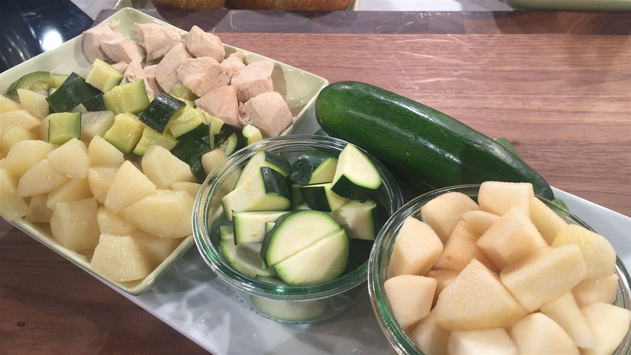 Purée de poulet, courgette et poire | Marina Orsini | ICI Radio-Canada.ca